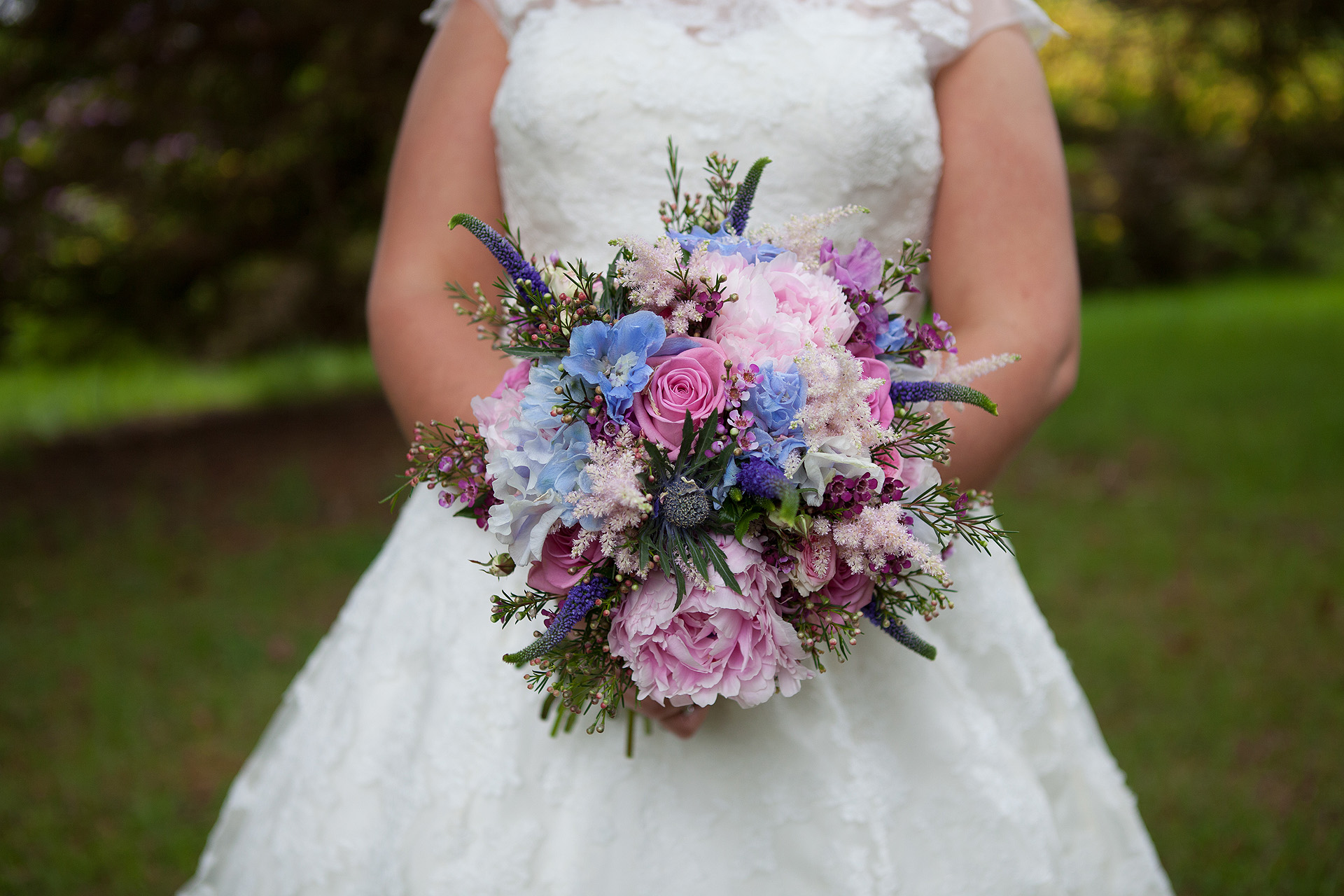 Wedding flowers at Culcreuch Castle, Fintry for Fiona & Ben